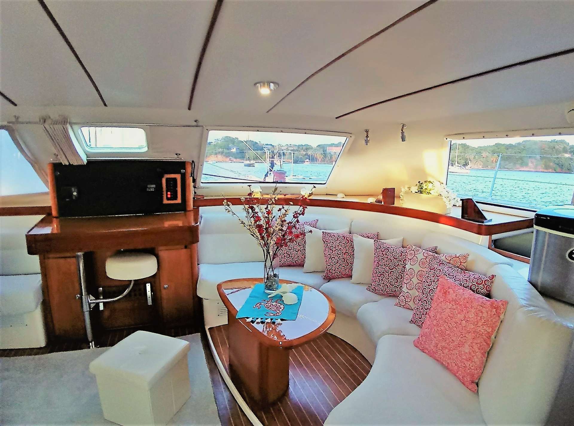 Yacht SIGNATURE VISION, Bali Catamarans | CHARTERWORLD Luxury ...